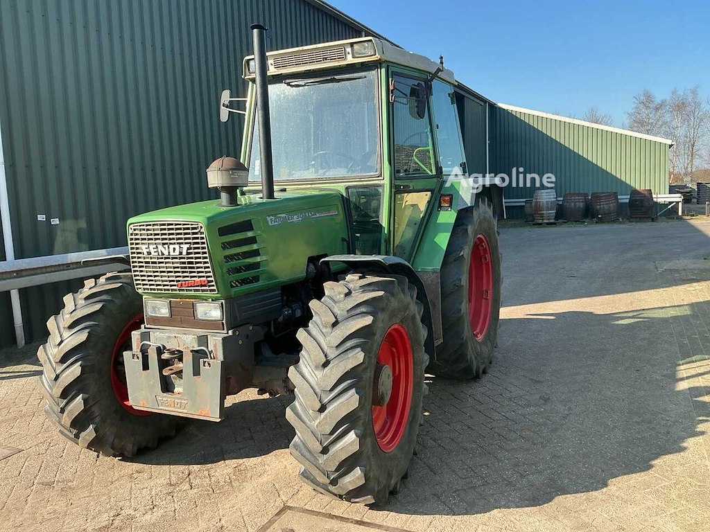 Prodaje se Fendt Farmer. 304 LSA traktor točkaš na aukciji