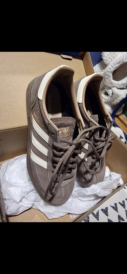Adidas spezial nove patike