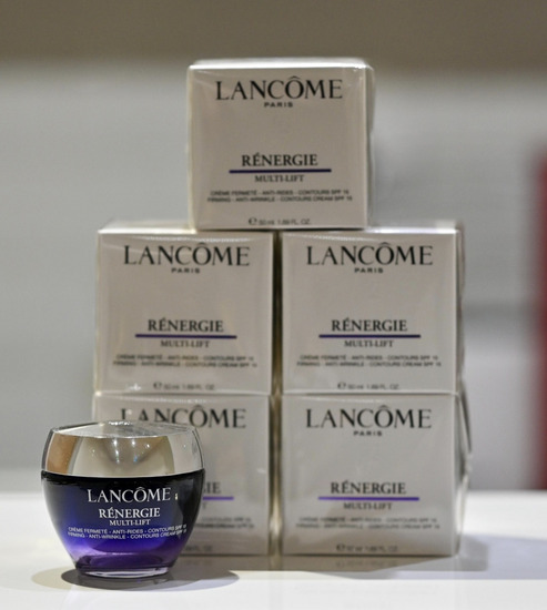 Nove lancome kreme