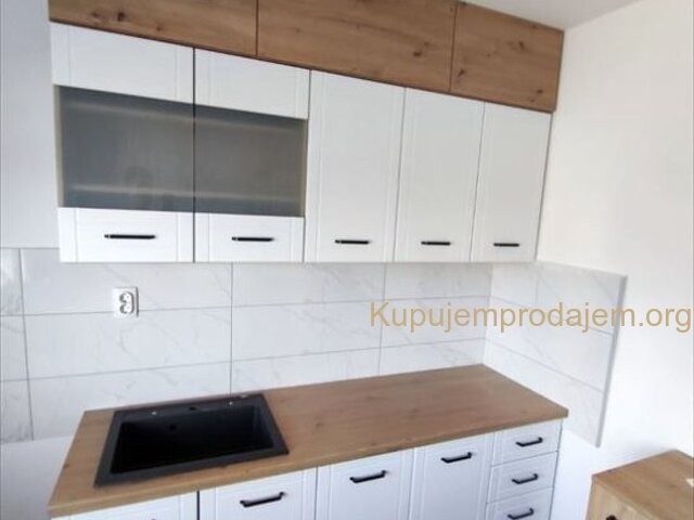 Nameštaj po meri , stolarske usluge, montaža