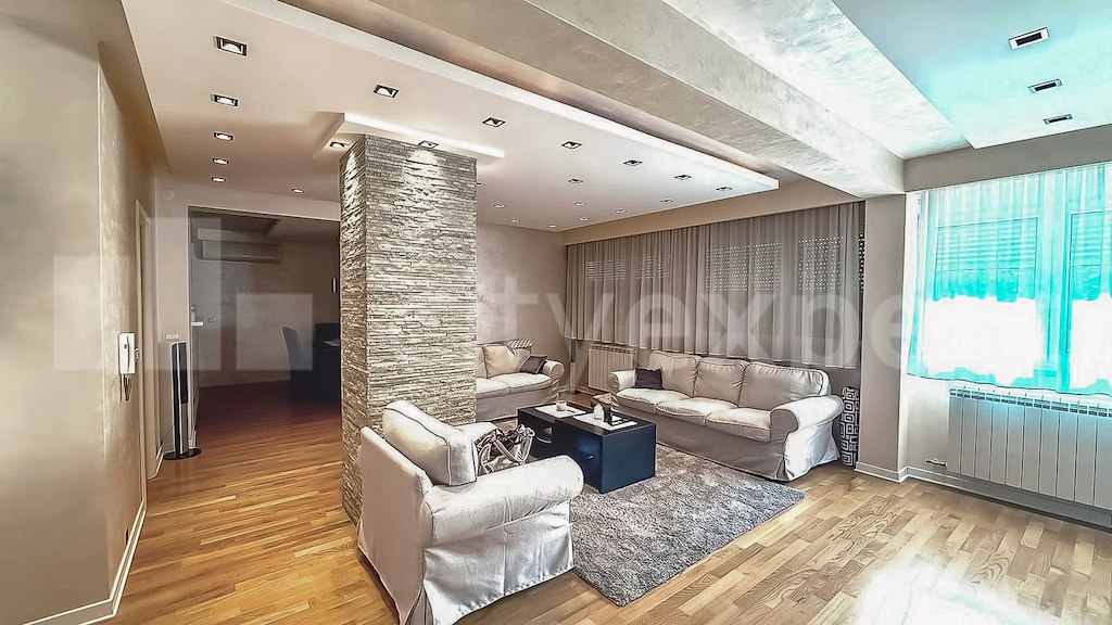 Stan za izdavanje BEZ PROVIZIJE: Četvorosoban, 127m², Bulevar Peka Dapčevića, Voždovac - 1350€