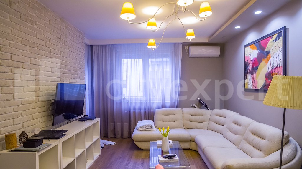 Stan Izdavanje Novi Sad Bez skrivenih troškova - 45m², Branka Bajića, Novi Sad - 500€