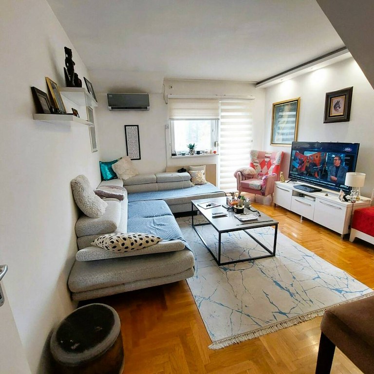 Trosoban stan, Beograd - Karaburma | Prodaja · 49m² · 165.000€