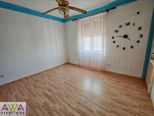 Apatin – renoviran stan 57m² sa garažom