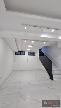 Poslovni prostor u blizini suda i Spens-a