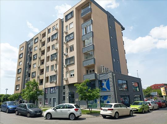 Žarkovo, Trgovačka centar, 2.0, 49m2, namešten