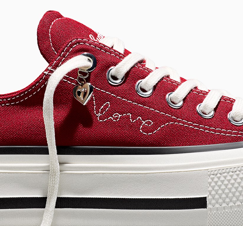 Chuck Taylor All Star Lift Double Stack Platform Hearts