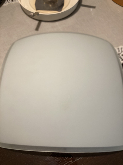 Cetvrtasta plafonjera