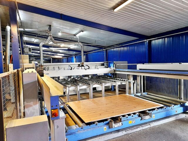 Panelna testera
HOLZMA HPL 510/43/22