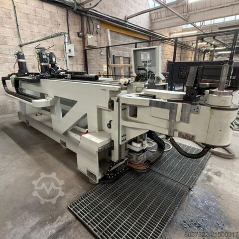 Mašina za savijanje cevi
BLM ELECT52B CNC Tube Bending