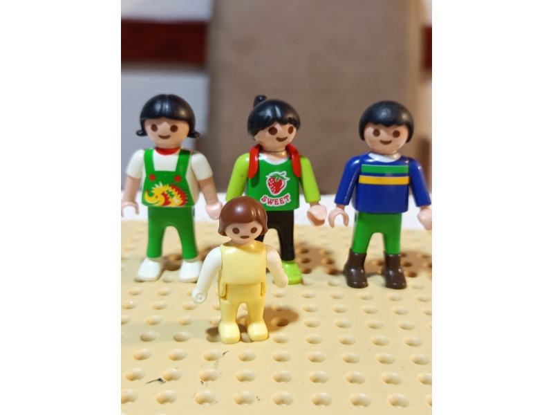 1. Playmobil figurice