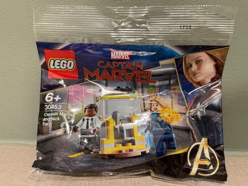 LEGO 30453 Captain Marvel and Nick Fury