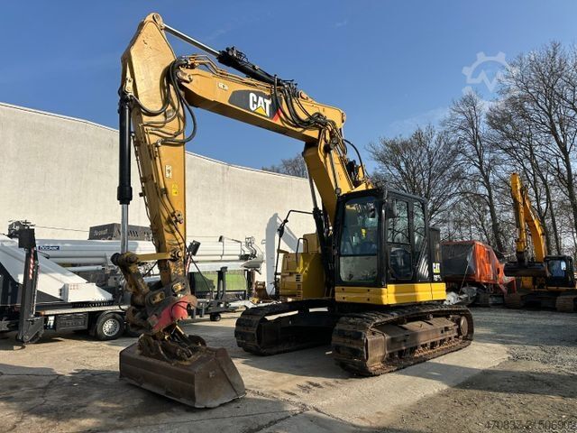 Lančani bager
CATERPILLAR 325 FL CR / Gummipads