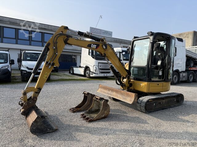 Mini bager
Caterpillar 303.5ECR Mini-Bagger 4.200 Stunden