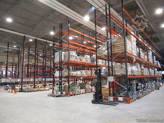 Paletni regali
TOYOTA Pallet racks