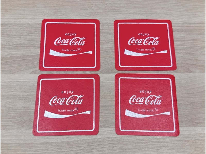 4 podmetača Coca Cola