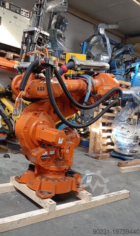 Industrijski robot
ABB IRB6640-180/2.55 IRC5 2009 MODEL
