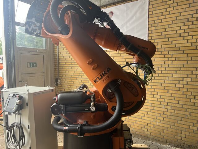 Industrijski robot
KUKA KUKA KR500-2 KRC2 ED05