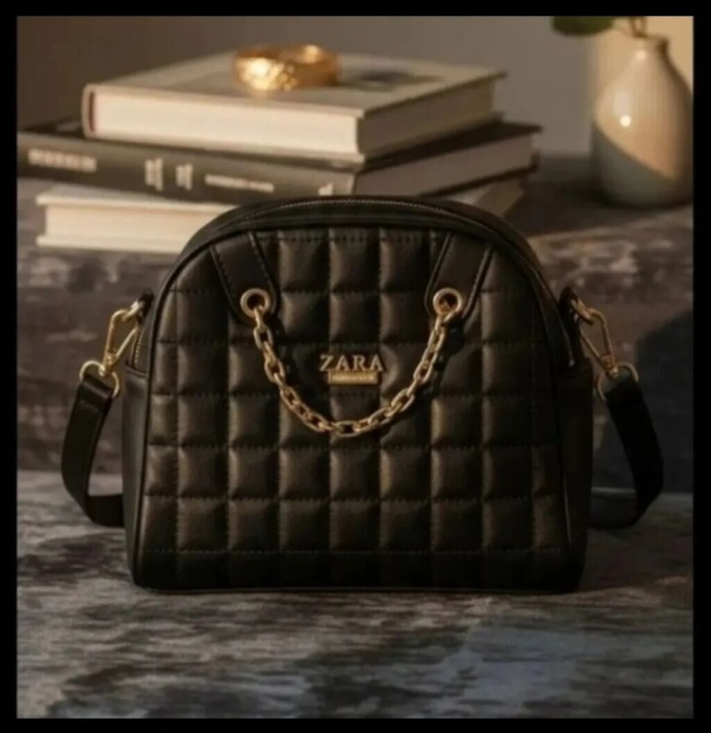 ZARA ženska torba preko ramena - Model: kompaktna crossbody torba sa