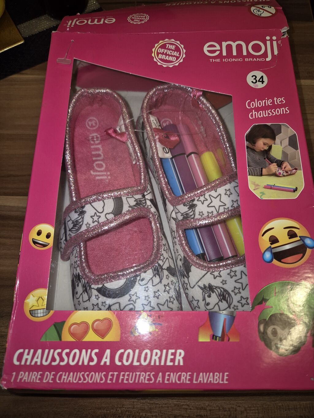Emoji set „Chaussons à colorier” – patofne / baletanke za bojenje sa