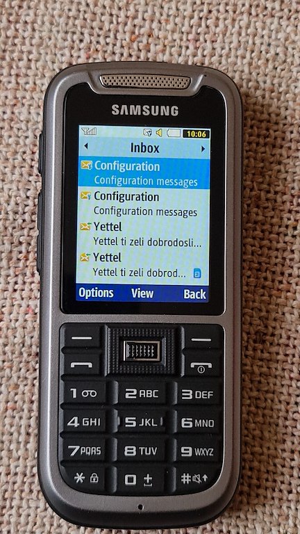 Samsung B2100 Xplorer – robusni “feature” telefon otporan na spoljne