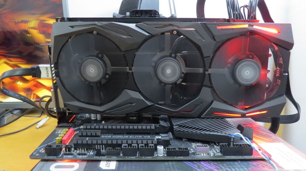 ASUS ROG Strix RX VEGA 64 Gaming OC 8GB 2048-bit 2K 4K TEST Savršena