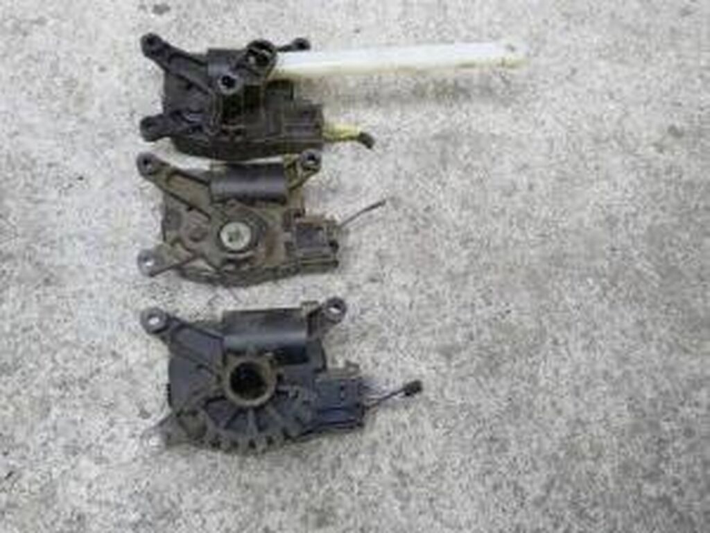 Fiat panda 3 motori panela klime u kabini. Fiat panda 3 motori panela