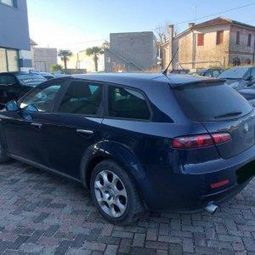 Alfa Romeo 159 Stop svetla. Alfa Romeo 159 Stop svetla Kontakt 218 3