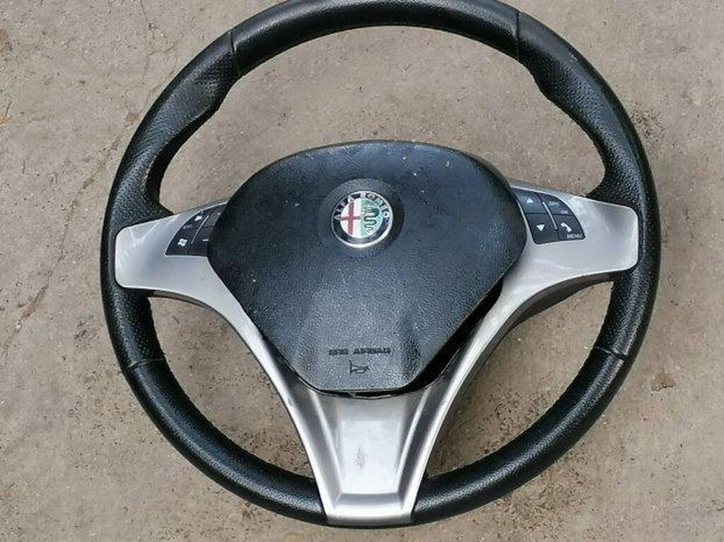 Alfa Romeo Mito mf volan. Alfa Romeo Mito mf volan Originalni delovi