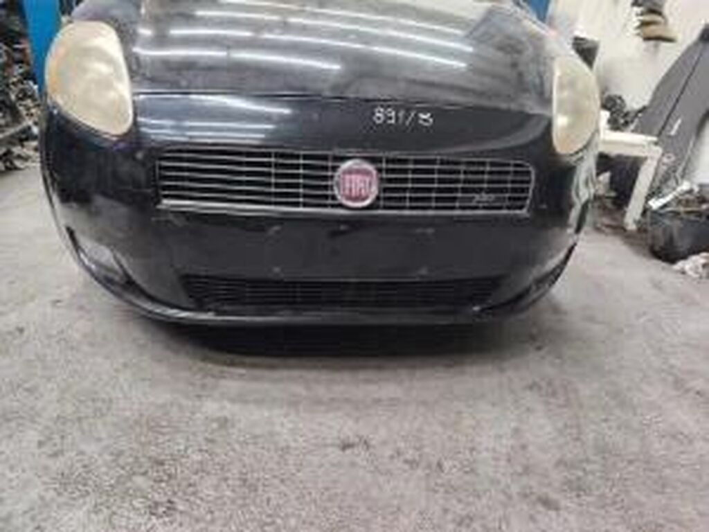 Fiat Grande Punto branik prednji kod boje 891 b. Fiat Grande Punto
