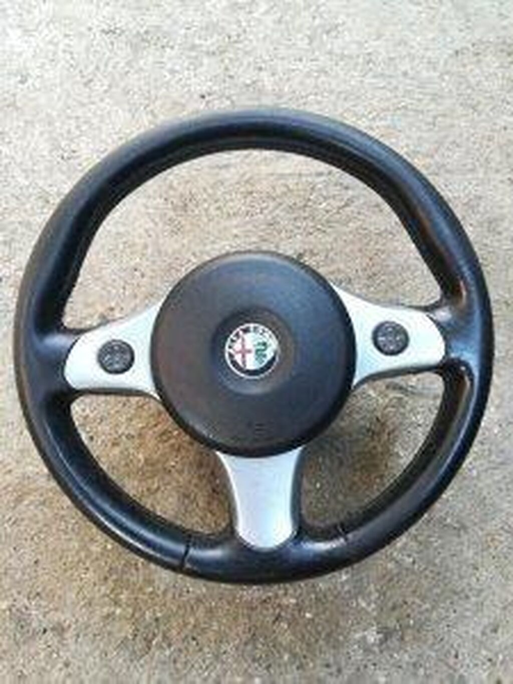Alfa Romeo 159 mf volan. Alfa Romeo 159 mf volan Kontakt pre 5 dana