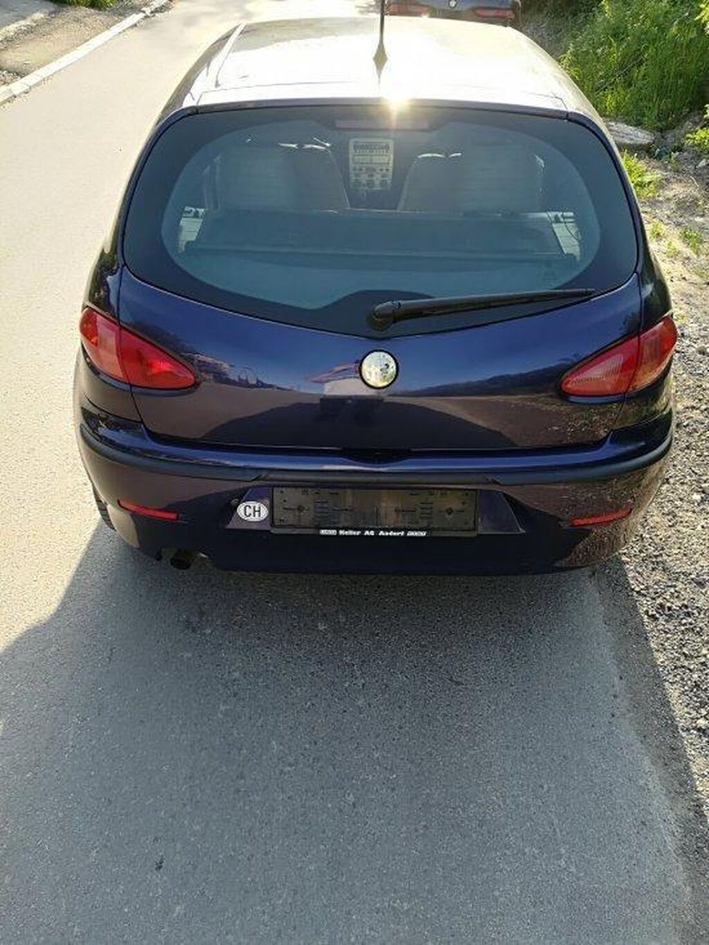 Alfa 147 branik zadnji. Alfa 147 branik zadnji