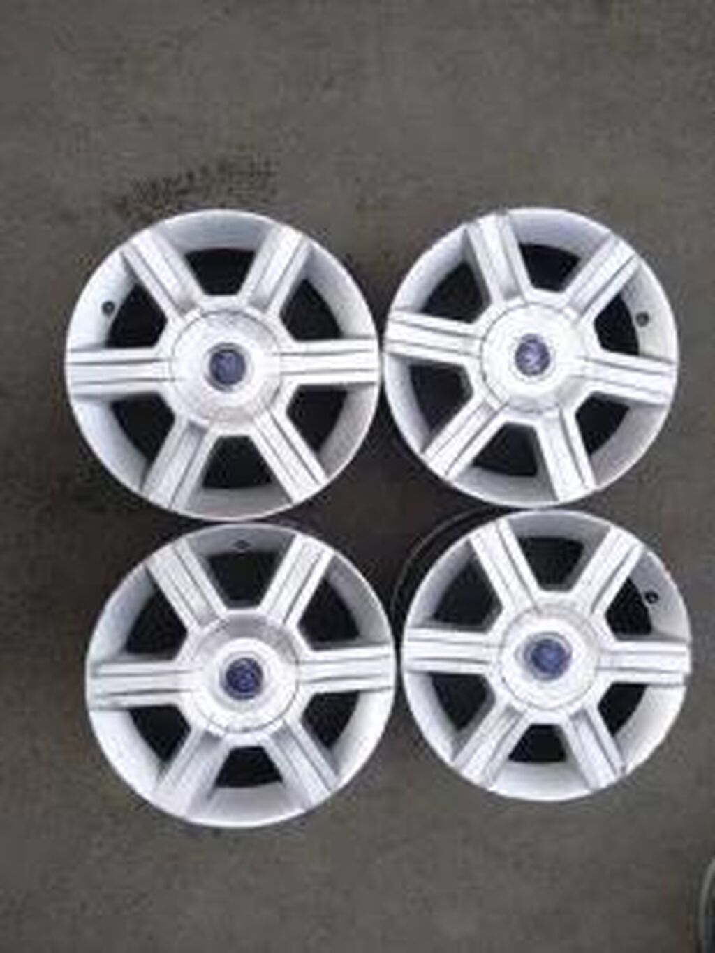 Alu felne 4x98 R15. Alu felne 4x98 R15 Originalni delovi Moguca