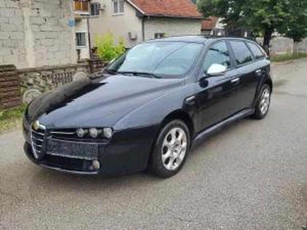 Alfa Romeo 159 branik. Alfa Romeo 159 branikOriginalni delovi Ukoliko