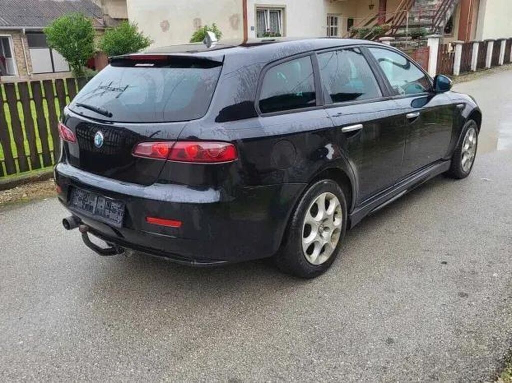 Bocna stakla. Alfa Romeo 159 Bocna stakla zatamnjenaOriginalni delovi