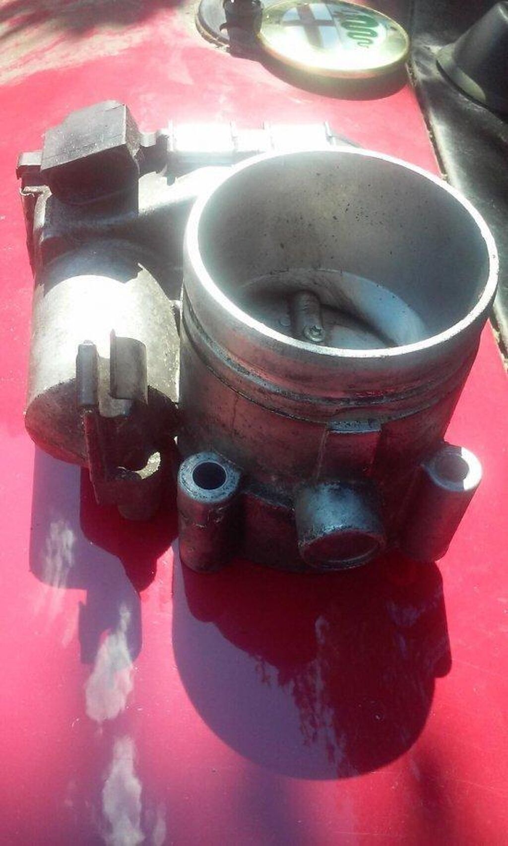 Alfa Romeo 156 - 1,6 TS KLAPNA GASA. Polovni orginalni delovi 147-156