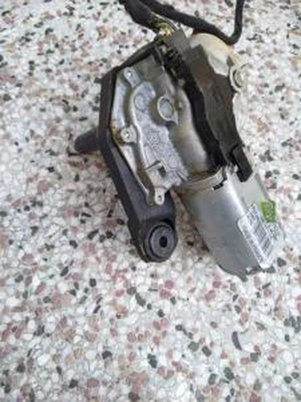 Fiat panda 3 zadnji motor brisaca. Fiat panda 3 zadnji motor