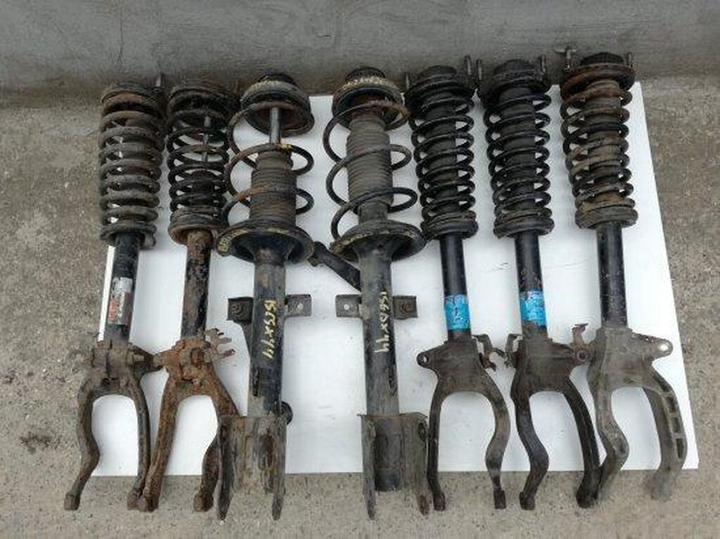 Alfa Romeo 147-156 AMORTIZER ZADNJI,BEZ OPRUGE. Alfa Romeo 147-156
