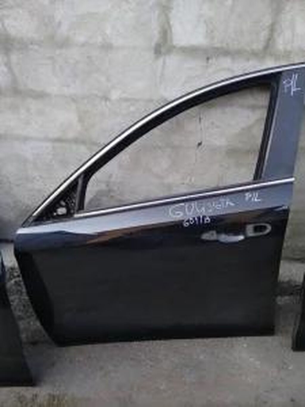 Alfa Romeo Giulietta prednja leva vrata kod boje 601/b. Alfa Romeo