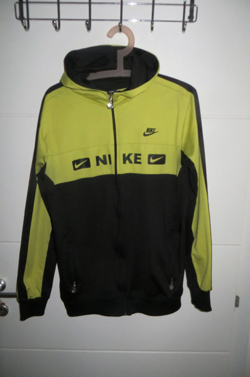 NIKE XXL