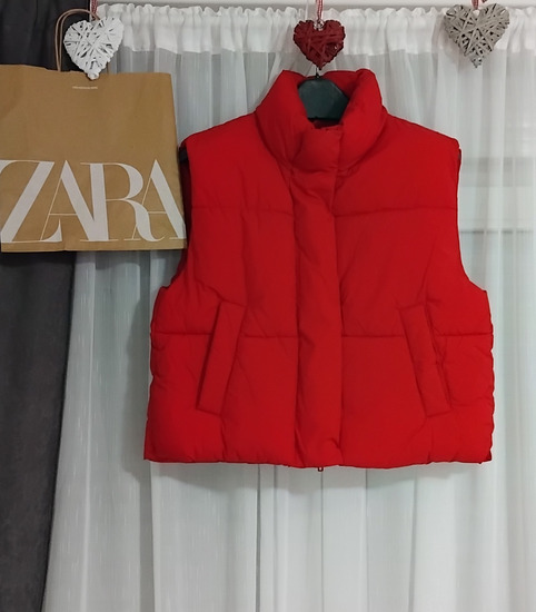 Zara puffer prsluk S