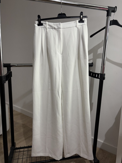 Zara pantalone