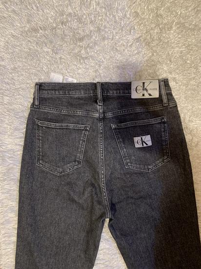 Calvin Klein farmerke vel.32