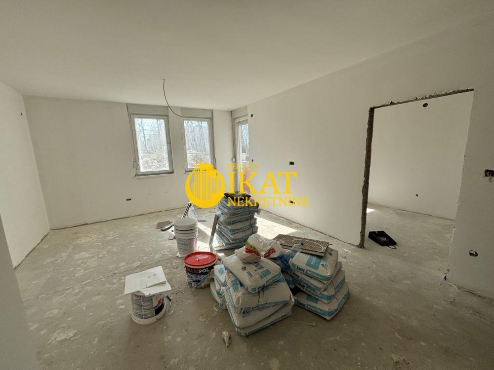 Koste Nađa, Trosoban stan na prodaju, 64m2, 145.454€