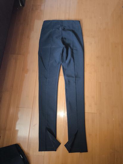 Zara pantalone