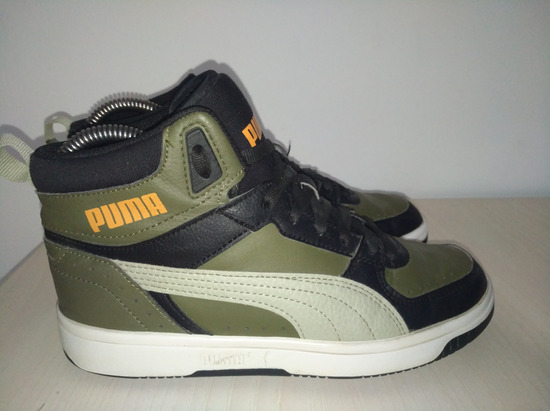 Puma decije duboke patike br 35 - 36 ( 22,5 cm)
