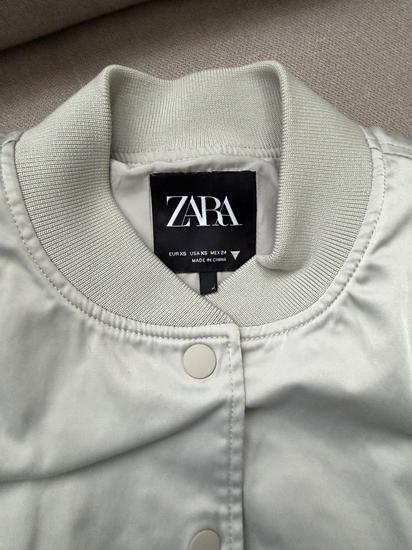 Zara jakna XS/S    Snizena 1000 din