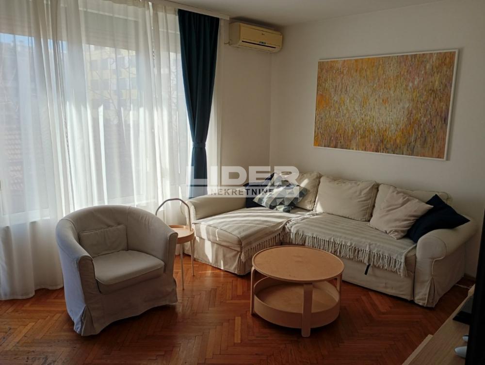 Stan, BEOGRAD, Crveni Krst, ID 136072
Stan, BEOGRAD, Crveni Krst, ID 136072