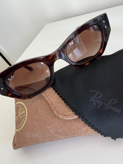 Ray ban