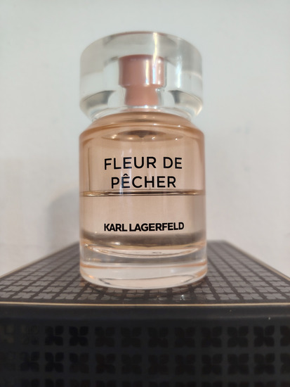 Karl Lagerfeld Fleur De Pecher